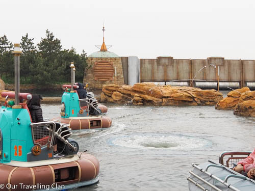 Ten Top Tips for Tokyo Disneyland and DisneySea. - Our Travelling Clan